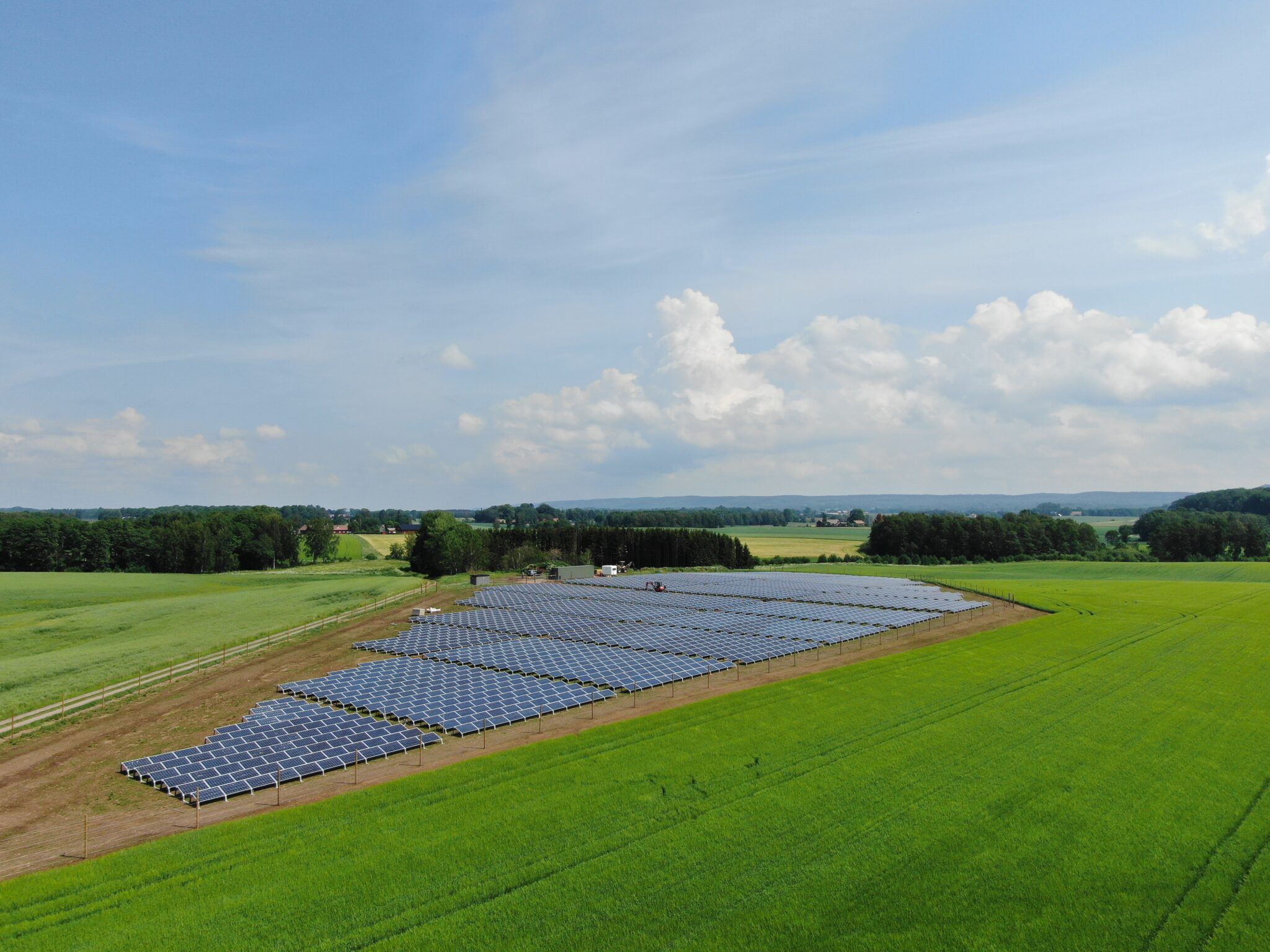 Solceller företag - Hållbar energi & kostnadsbesparingar - Solenergi